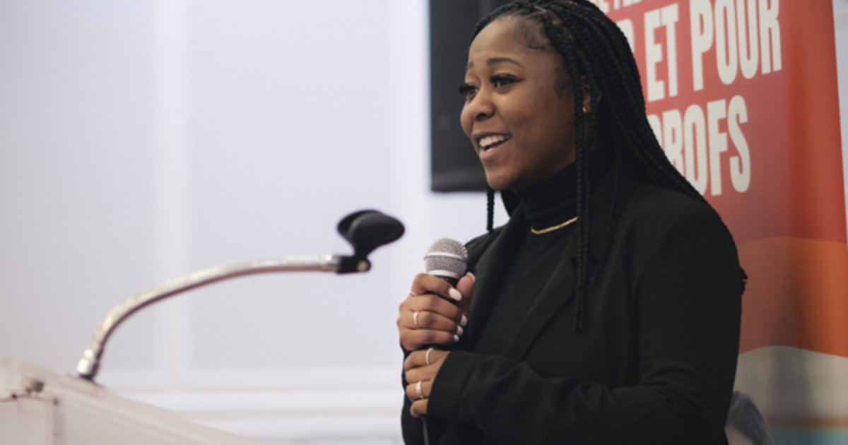 La FAE remet trois bourses Jeune raccrocheuse | FAE